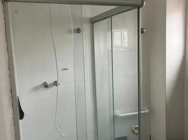 Imóvel para aluguel possui 115m² com 2 quartos em Moema