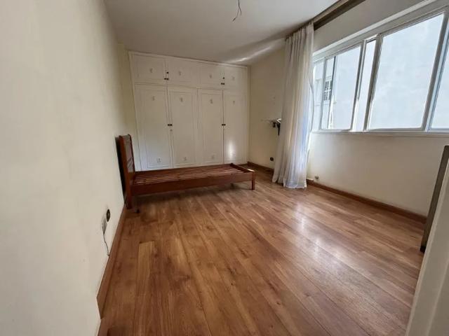Abaixou o valor, Imóvel possui 207 metros quadrados com 3 quartos em Jardim Paulista São Paulo SP