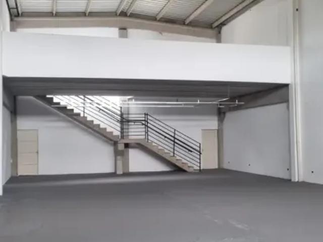 Imóvel para aluguel possui 336 metros quadrados em Jardim dos Estados Sorocaba SP