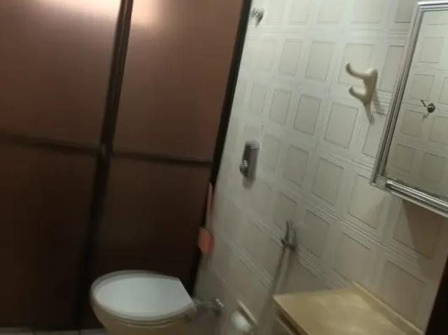 Imóvel para aluguel tem 80 metros quadrados com 2 quartos