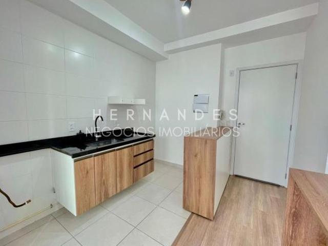 Imóvel para locação em Barueri SP: Apartamento no Jardim Tupanci com 1 quarto, 1 sala, 1 banheiro e