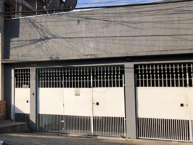 Imóvel para renda| 10 casas| 2 vagas Embu das Artes R$980 mil