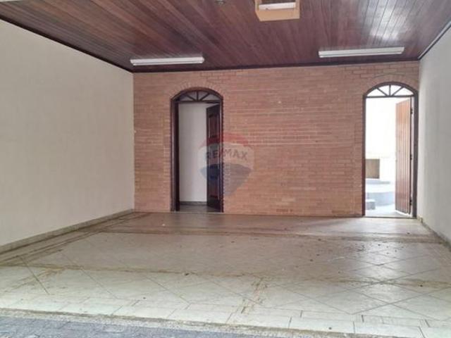Imóvel residencial / comercial esquina Av. São João