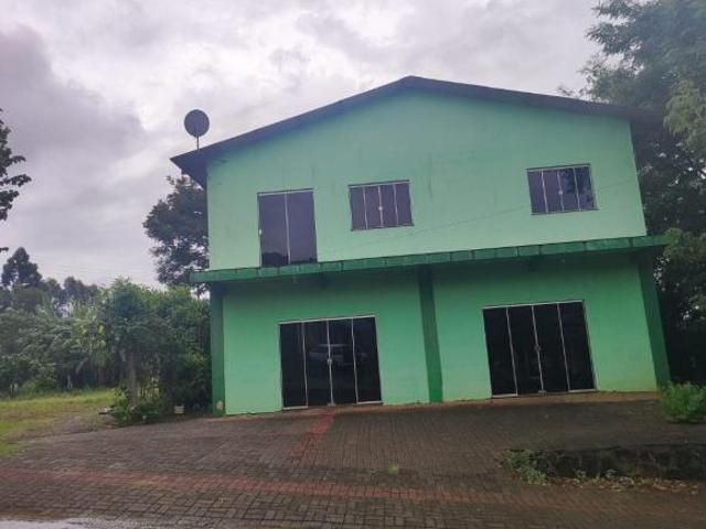 Imóvel residencial e comercial, excelente localização, aceita permuta por imóvel em Curitiba pr