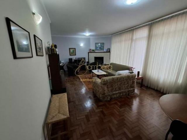 Imóvel Residencial em boa Localização com 4 quartos