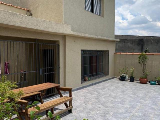 Imóvel Residencial, Terreo e 1° andar