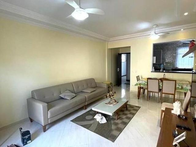 imóvel uma quadra da praia no guarujá