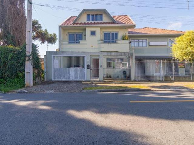 Imóvel Versátil no Sítio Cercado | Sobrado Triplex Edificação Comercial para Renda