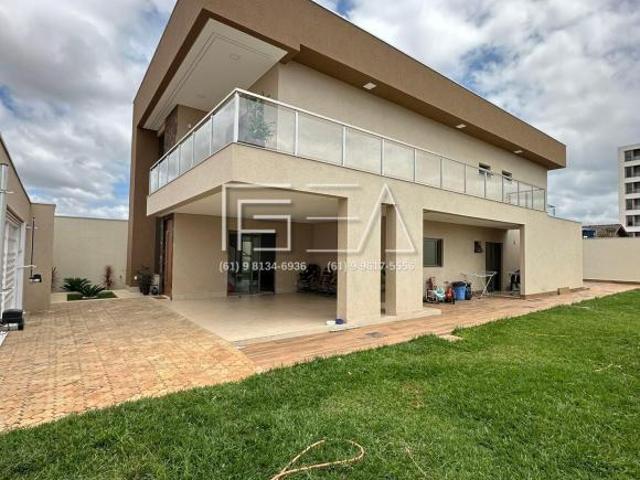 Imóvel de Alto Padrão com Suíte Master Exclusiva!