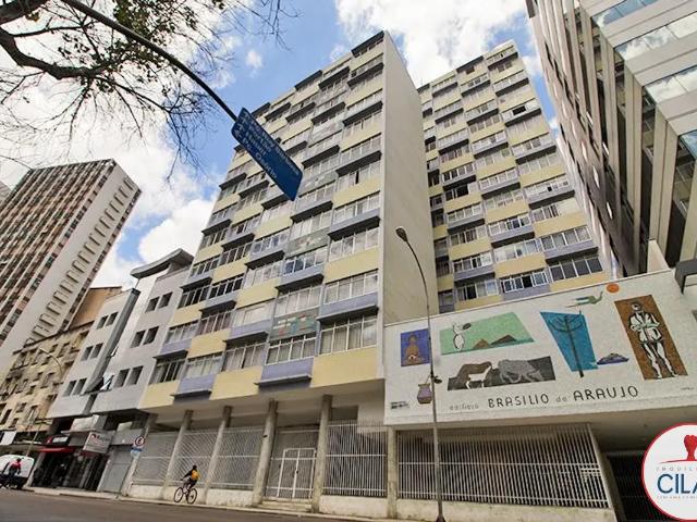Imobiliária Cilar Aluga Apartamento com 3 quartos no Centro, Ref. 00667.001 CILAR