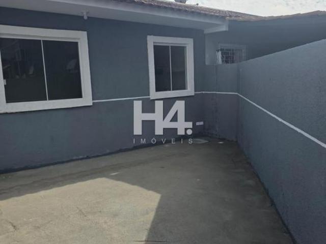 IMOBILIÁRIA H4 VENDE CASA COM TRÊS DORMITÓRIOS EM