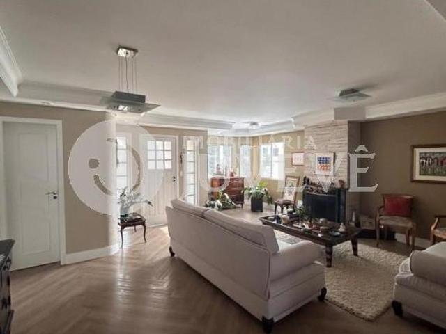 IMOBILIÁRIA JUVEVÊ VENDE CASA EM CONDOMÍNIO FECHADO COM 3 SUITES NA RUA JUSTO MANFRON 920 BAIRRO SAN