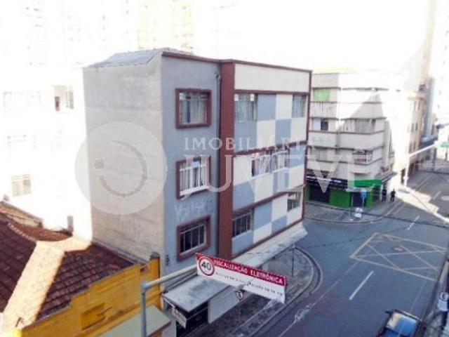 IMOBILIÁRIA JUVEVÊ VENDE APARTAMENTO NO CENTRO RUA MARECHAL DEODORO 1115