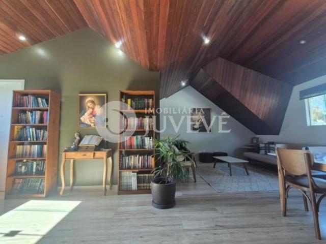 IMOBILIARIA JUVEVE VENDE SOBRADO RUA VENEZUELA, 527 BACACHERI AEROPORTO NOSSA SENHORA SALETE