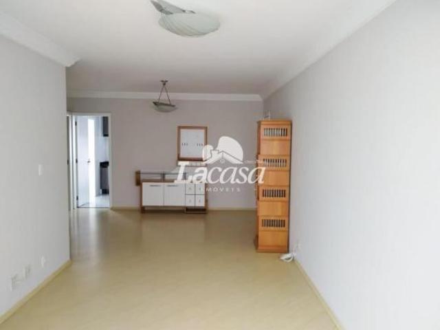 Imobiliária La Casa vende: Excelente apartamento semi mobiliado no Edifício Mireta Cleve!