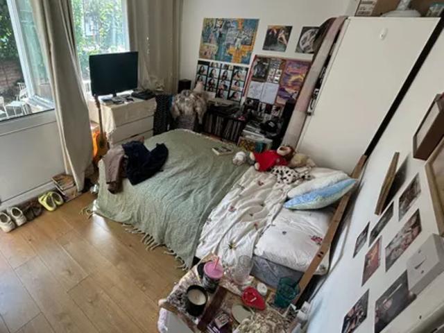 Imax Cafe, 1 Charlie Chaplin Walk, London, SE1 8XR, United Kingdom | 4 bed apartment for rent #118418721 | Rentberry