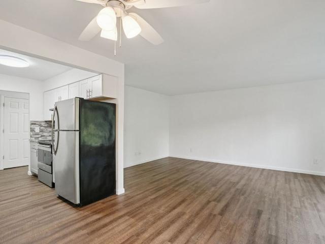 Images Springcreek Apartments 1 Bedroom Apartment for Rent at 2406 Se Harrison St, Milwaukie, OR 97222 Historic Milwaukie
