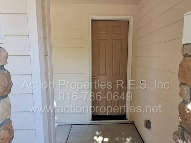 Impala & Malibu 3 Bedroom Apartment for Rent at Impala & Malibu, Roseville, CA 95678 Kaseberg Kingswood