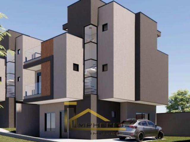 Impecável Casa à Venda em Curitiba PR, Novo Mundo: 3 Quartos, 4 Banheiros, 2 Vagas de Garagem 140