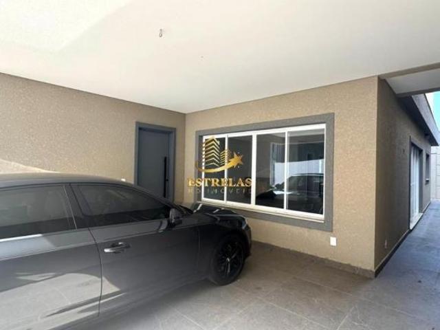 Impecável casa à venda em Curitiba PR, bairro Uberaba: 4 quartos, 4 suítes, 3 salas, 6 banheiros, 4
