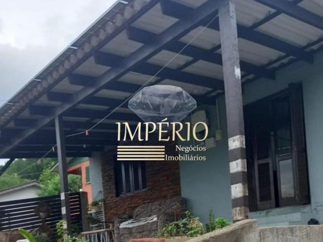 Impecável Casa à Venda em Igrejinha RS, Bairro Garibaldi! 3 Quartos, 1 Suíte, 2 Salas, 2 Banheiros