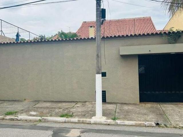 Casa residencial à venda em Itu Bairro Brasil | 3 quartos 2 suítes, piscina e gourmet