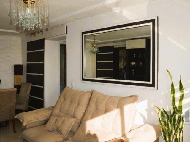 Impecável apto. 2 dormitórios 1 suíte, semimobiliado com linda vista e próximo