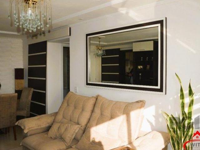 Impecável apto. 2 dormitórios 1 suíte, semimobiliado com linda vista e próximo