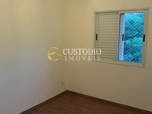 Impecável Apartamento de 2 Quartos no Bairro Além Ponte, Sorocaba SP: 2 Salas, 1 Banheiro, 2 Vagas d