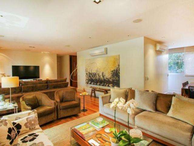 IMPECÁVEL, BELÍSSIMO APARTAMENTO ALTO DA BOA VISTA