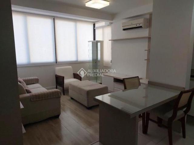 Apartamento 1 dormitório mobiliado no Lof Moinhos de Vento próximo ao Parcão