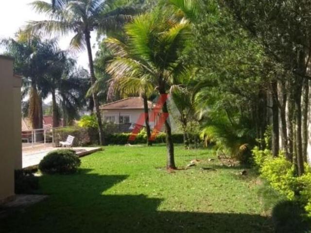 Impecável residência em condomínio no Residencial Tamboré, Barueri SP: 4 quartos, 4 suítes, 3 salas