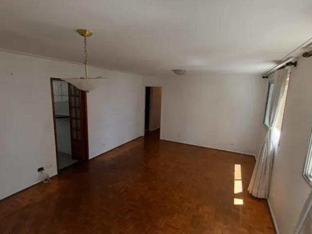 Imperdível oportunidade: Apartamento de 3 quartos com suíte e 2 vagas em Moema, São Paulo SP!