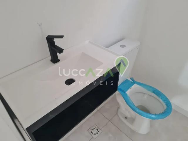 Imperdível oportunidade de adquirir casa no Centro de Jacareí SP com 2 quartos, 2 suítes e 87m² de á