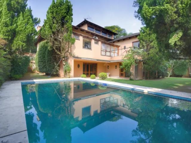 Imperdível: Casa de luxo à venda em São Paulo SP, Jardim Guedala. 4 quartos, 3 suítes, 4 salas, 7 ba