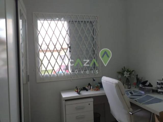 Imperdível! Casa à venda em Jacareí SP, Jardim Marcondes 2 quartos, 1 sala, 1 banheiro, 1 vaga de