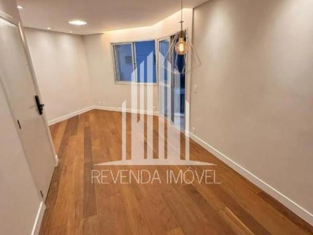 Imperdível oportunidade! Apartamento à venda na Vila Olímpia, São Paulo SP. 2 quartos, 1 suíte, 2 ba
