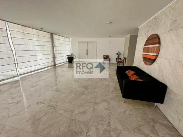 Imperdível oportunidade! Apartamento amplo com 138 metros quadrados, localizado em uma região privil