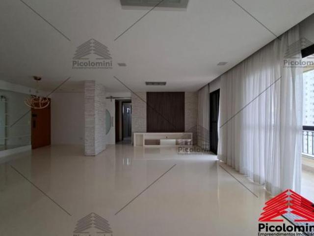 Imperdível oportunidade! Apartamento de 2 quartos com suíte, 2 salas, 4 banheiros e 2 vagas na Mooca