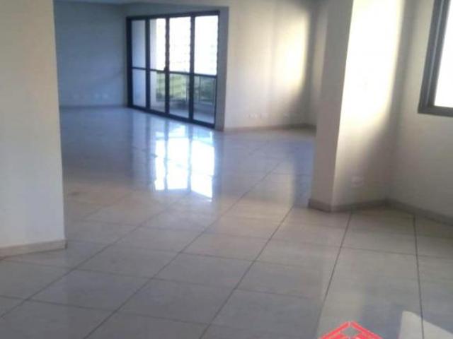 Imperdível oportunidade: Apartamento de luxo com 4 suítes e 4 vagas na Mooca, SP!