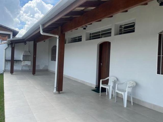 Imperdível oportunidade! Casa à venda em Caraguatatuba SP, Loteamento Jardim Aruan: 2 quartos, 2 suí
