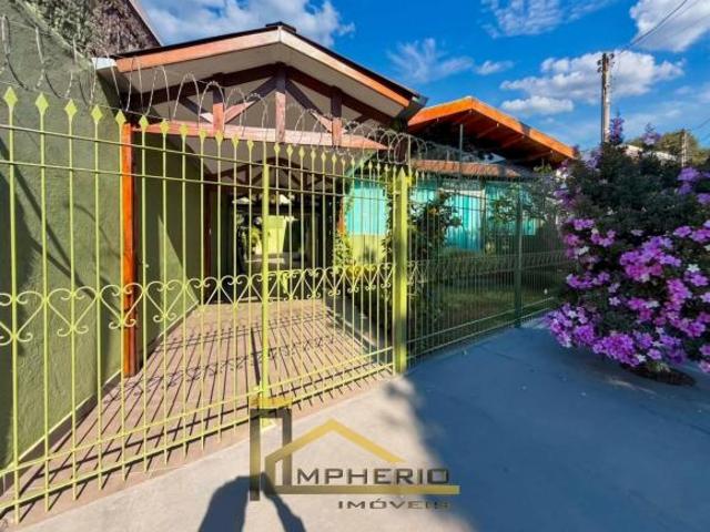 Imperdível oportunidade: Casa à venda em Curitiba PR, bairro Novo Mundo, 3 quartos, 1 suíte, 2 salas