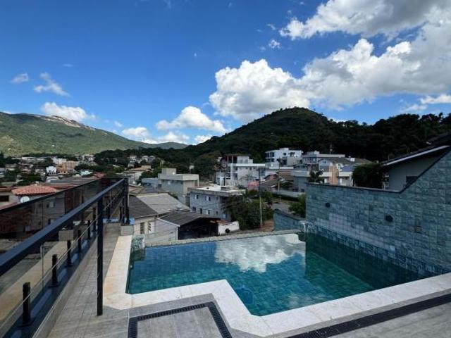Imperdível oportunidade: Casa à venda em Atibaia SP, Jardim Maristela! 3 quartos, 1 suíte, 3 salas