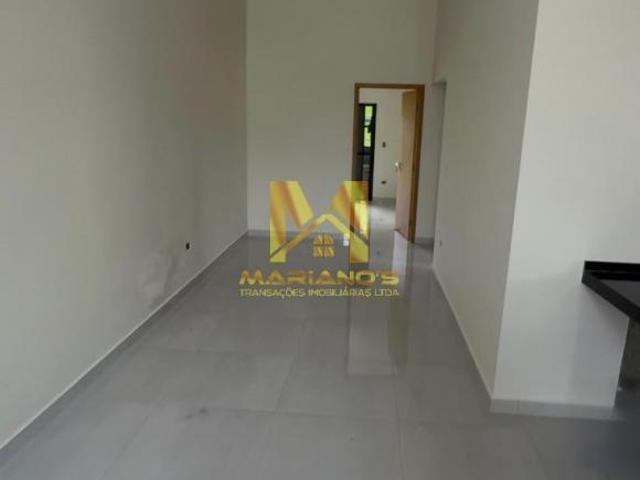 Imperdível oportunidade: Casa à venda em Bom Jesus dos Perdões SP, bairro Santa Martha, 3 quartos, 1