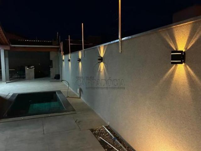 Imperdível oportunidade: Casa à venda em Bady Bassitt SP com 2 quartos, 2 suítes e 163m² de área!