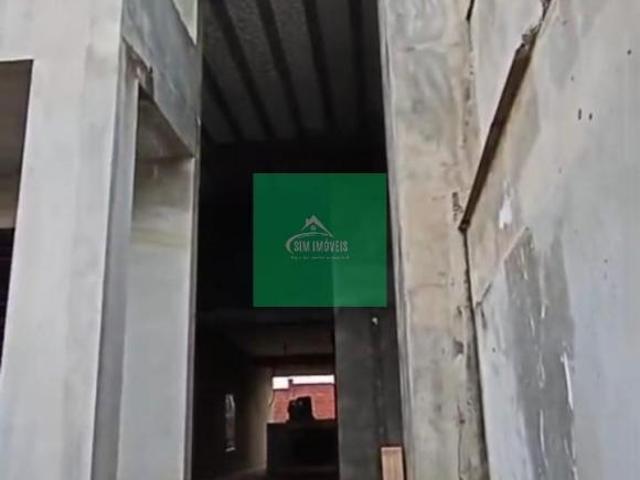 Imperdível oportunidade! Casa à venda em Betim MG, bairro Tiradentes, 3 quartos, 2 suítes, 2 salas