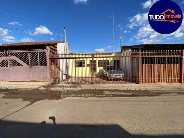 Imperdível oportunidade: Casa à venda em Brasília DF, Samambaia Sul, 2 quartos, 1 banheiro, 1 vaga d