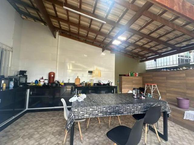 Imperdível oportunidade! Casa à venda em Esmeraldas MG, bairro Nova Esmeraldas, com 3 quartos, 1 sal