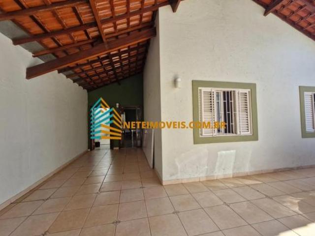 Imperdível oportunidade! Casa à venda em Franca SP, bairro Cidade Nova. 3 quartos, 1 suíte, 3 salas