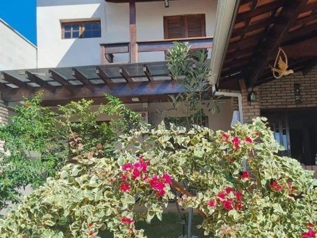Imperdível oportunidade: Casa à venda em Indaiatuba SP, Jardim Regina, com 5 quartos, 2 suítes e 258